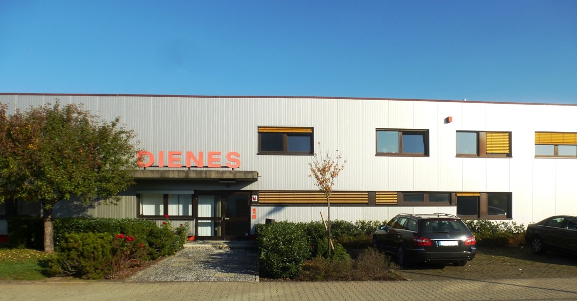 DIENES Eingang – DIENES Apparatebau GmbH